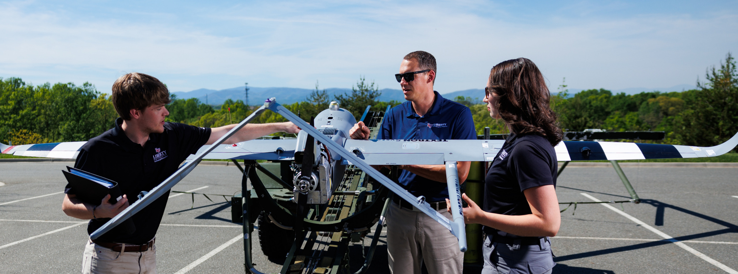 Medium Unmanned Aerial Systems Certificate | School of Aeronautics ...