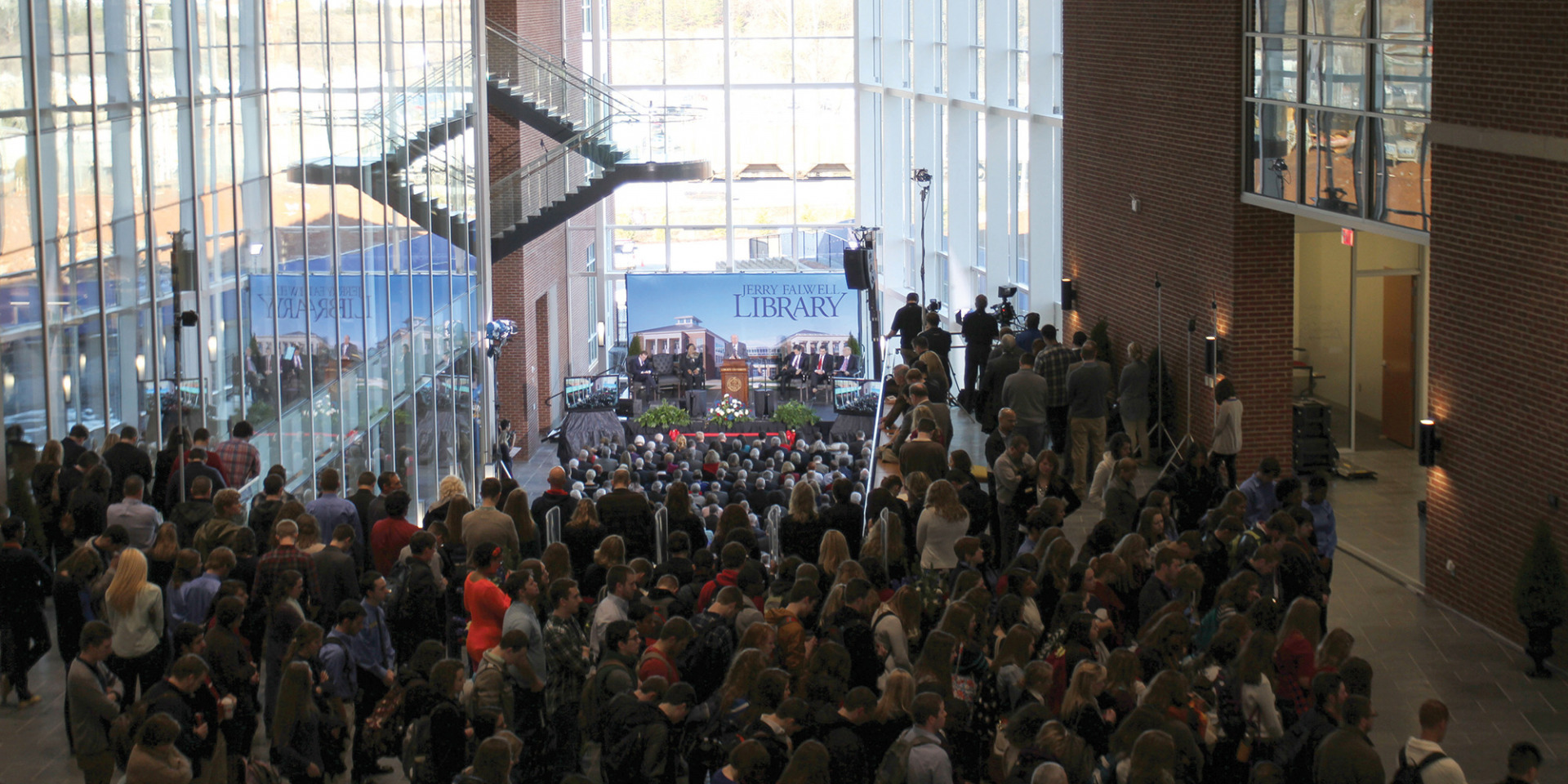 Looking Back: Jerry Falwell Library celebrates 10 years | Liberty Journal