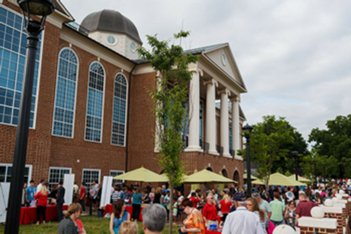 Liberty welcomes record number of students for Summer Orientations ...