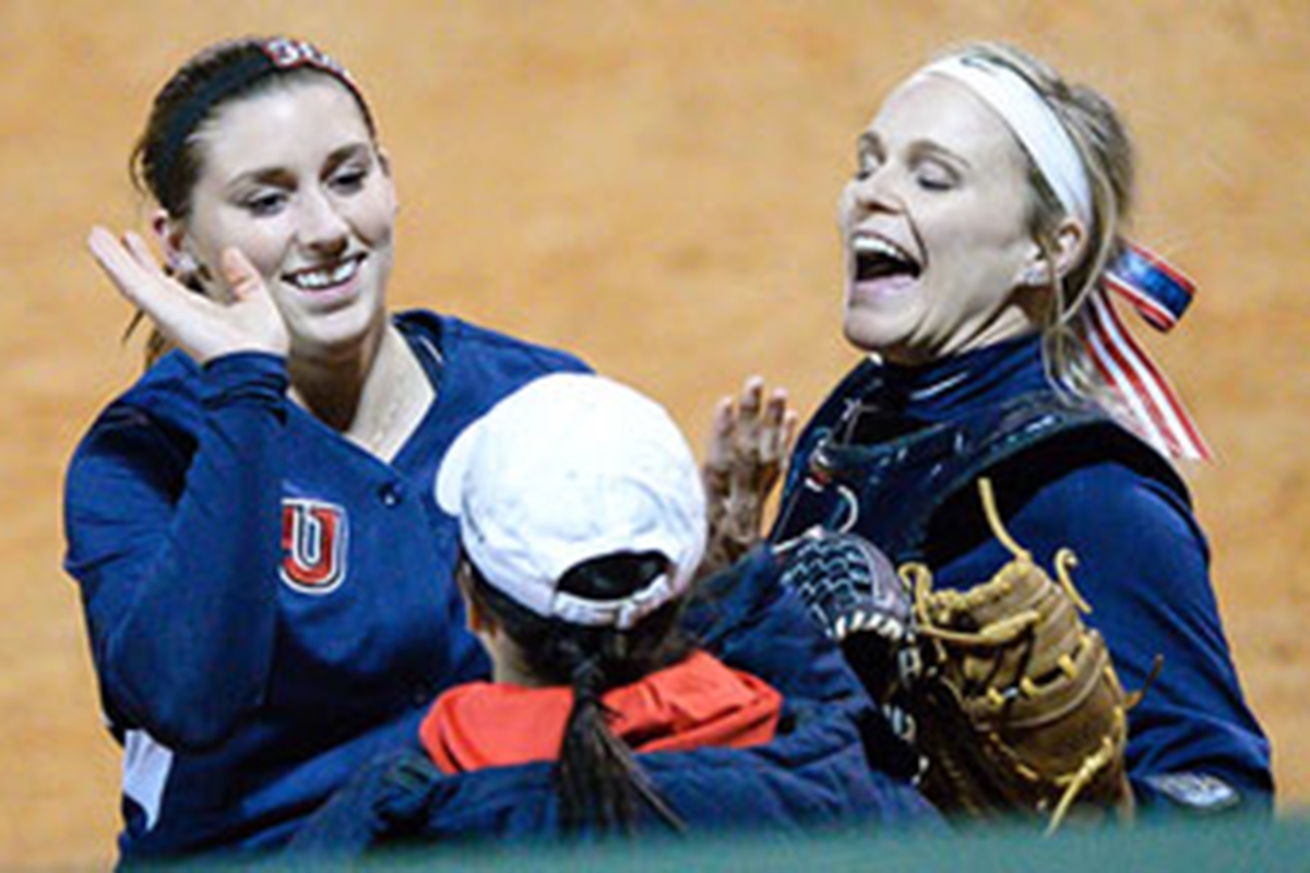 Softball team beats Arkansas for first win over SEC opponent | Liberty News