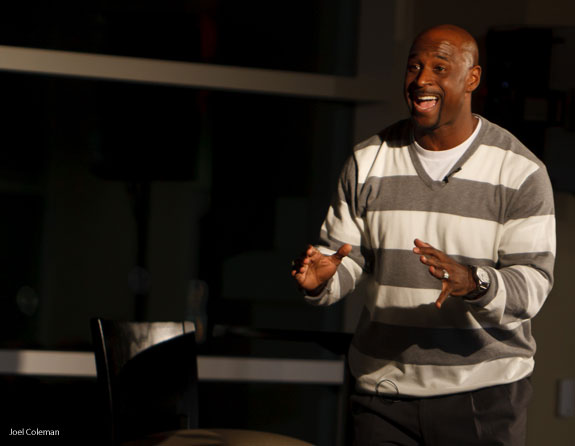 Super Bowl champion calls for students to “achieve greatness” | Liberty ...