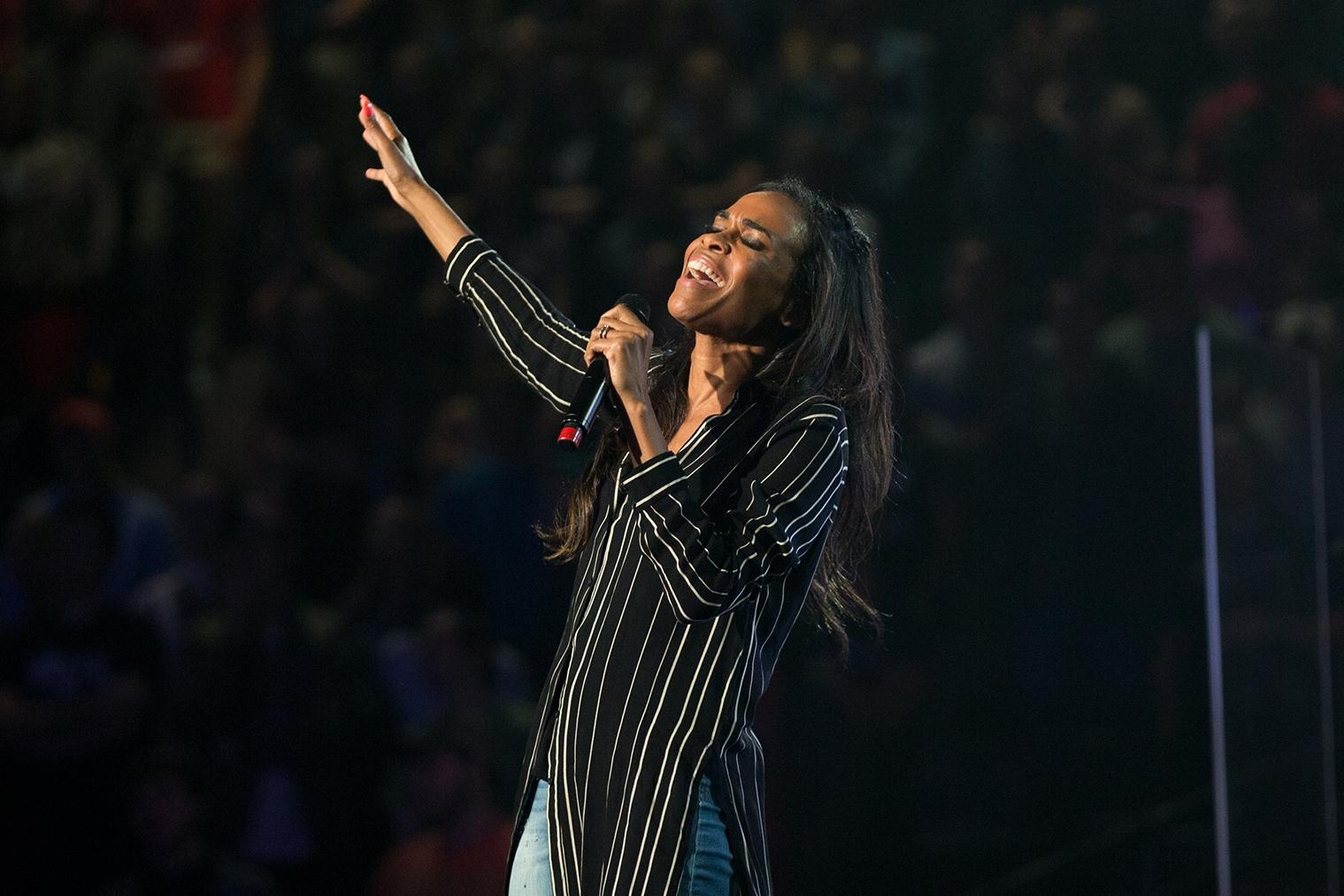 Singer Michelle Williams talks about her faith journey and leads ...