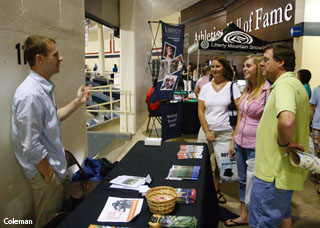 Community fair welcomes students » Liberty News