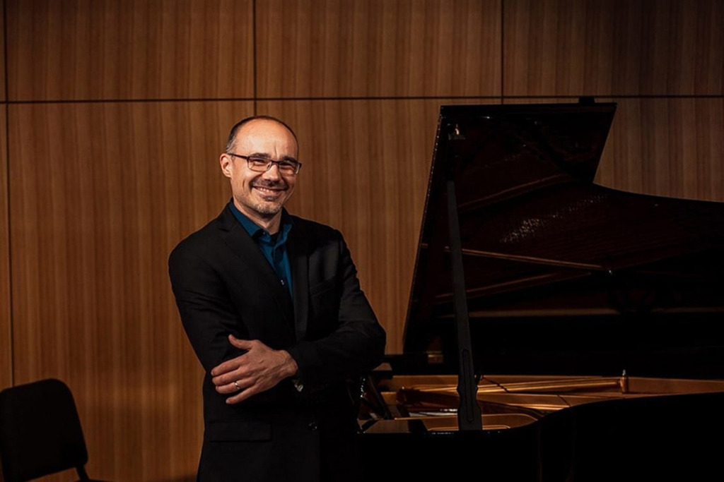 Popular founding dean, Ed Dobson, dies after long bout with ALS ...