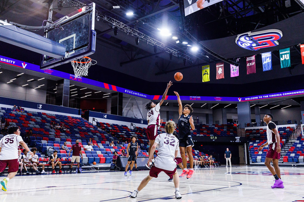 Liberty renews sponsorship of NASCAR driver William Byron and No. 24 ...