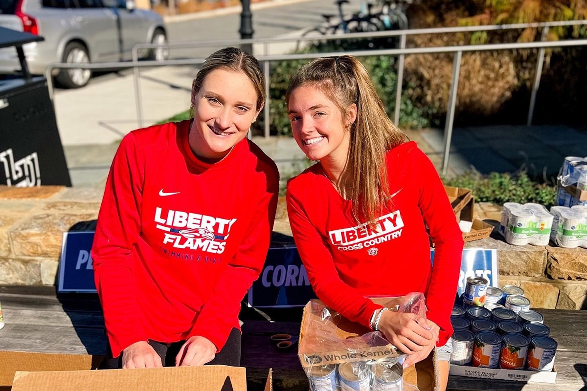 Liberty Athletics participates in fall food drives for local families ...