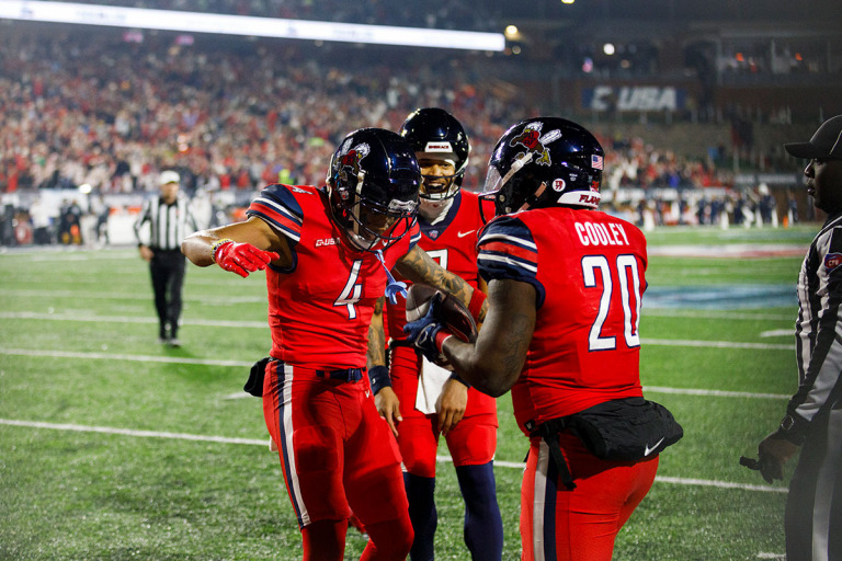 Season-end honors pile up for Flames Football | Liberty News