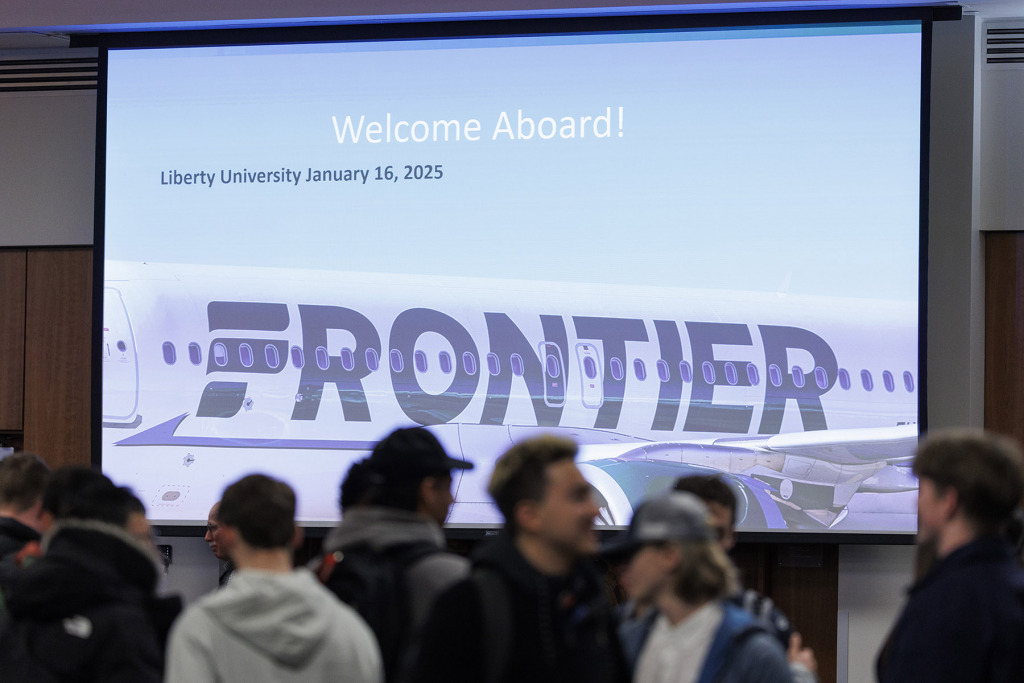 Liberty School of Aeronautics enters pilot hiring agreement with ...