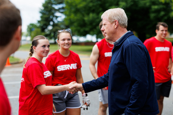 Liberty University students, staff give back to local community through ...