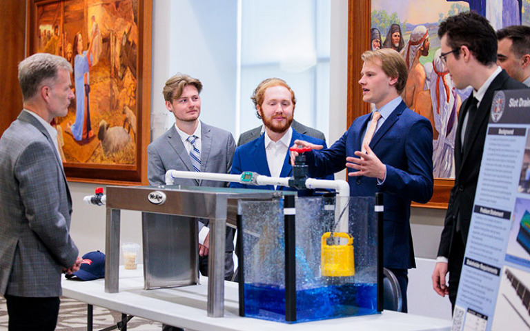 Engineering students collaborate with industries on capstone projects ...