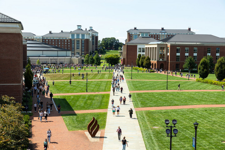 Liberty University announces record enrollment: Over 16,000 on campus ...