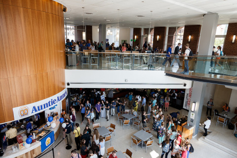 Jerry Falwell Library celebrates 10 years of innovation, vast resources ...